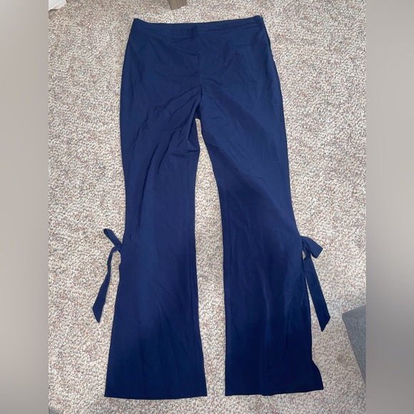 VENUS | Pants & Jumpsuits | Venus Navy Bow Pants | Poshmark